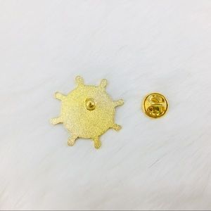 Accessories | 5 For 25 Salepirate Ships Wheel Pin Gold | Poshmark